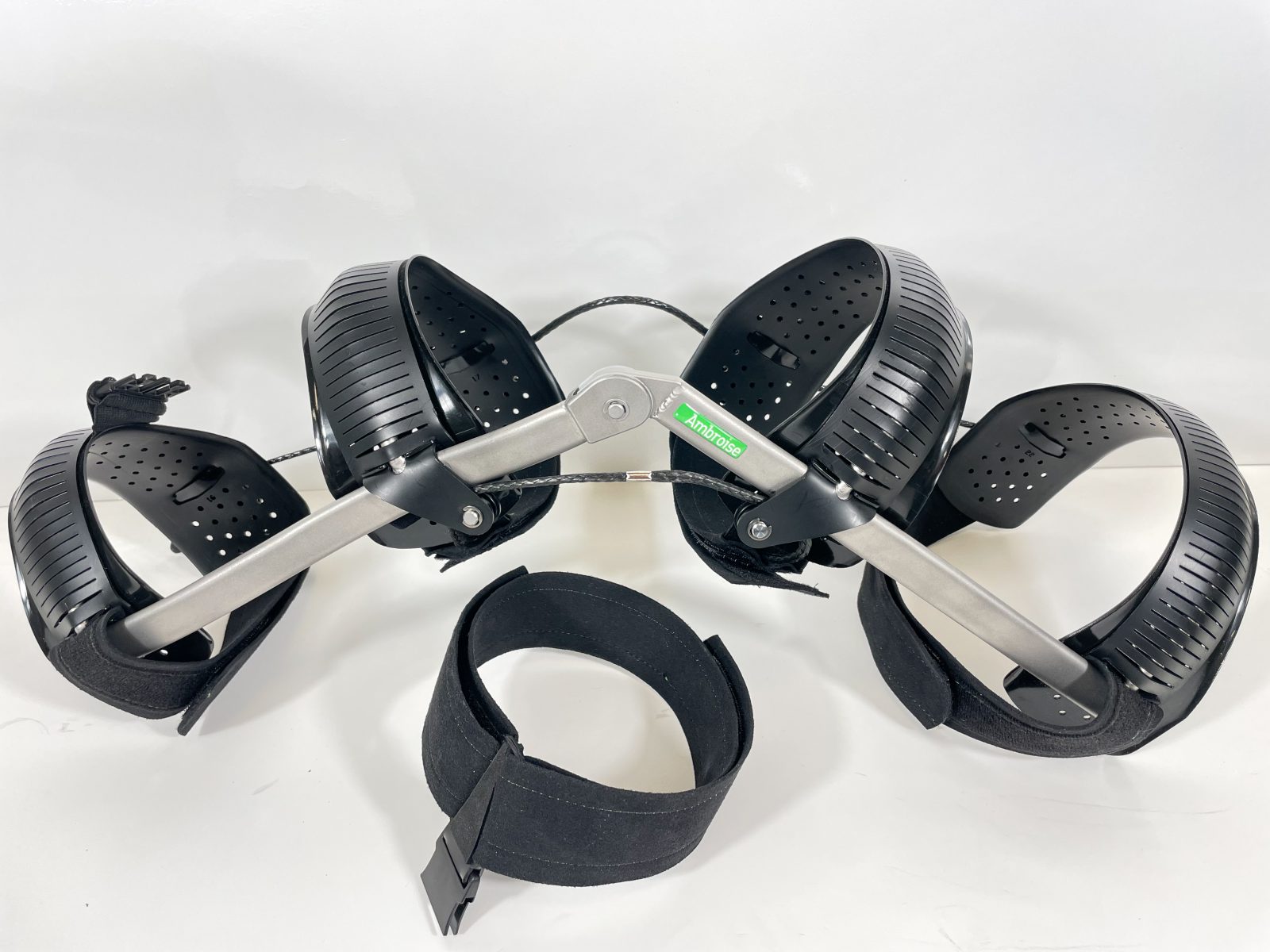 GENUX 2 Knee Orthosis (Knee Brace) • Ambroise